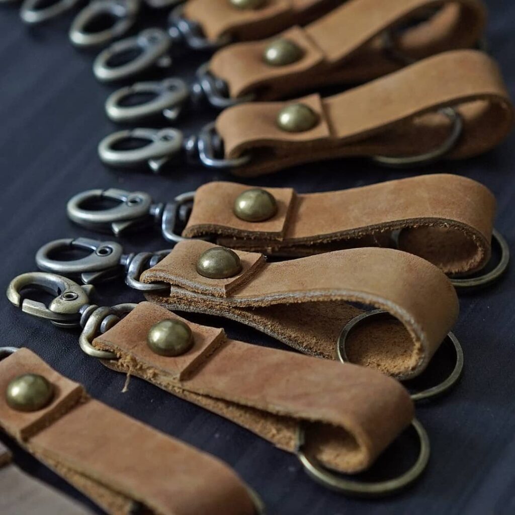 Ragam Kerajinan Kulit dari Garut yang Terkenal Hingga Mancanegara - Vlari, Premium Leather